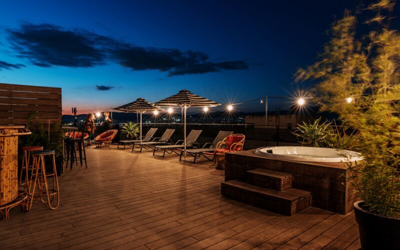 Syyslomat 2025 - Varaa perheloma ja matkusta lämpöön | Apollo